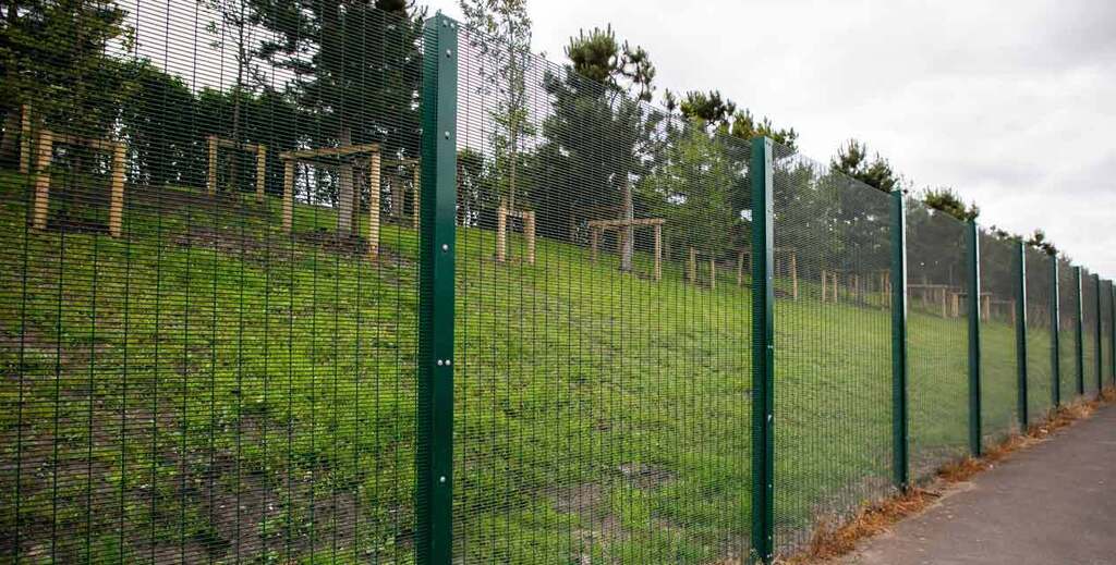 Specifying security fencing for data centres | Barkers Fencing