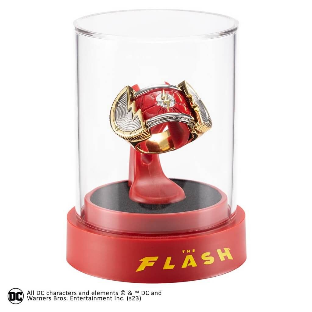 DC Comics: The Flash Movie - The Flash Prop Replica Ring with Display ...