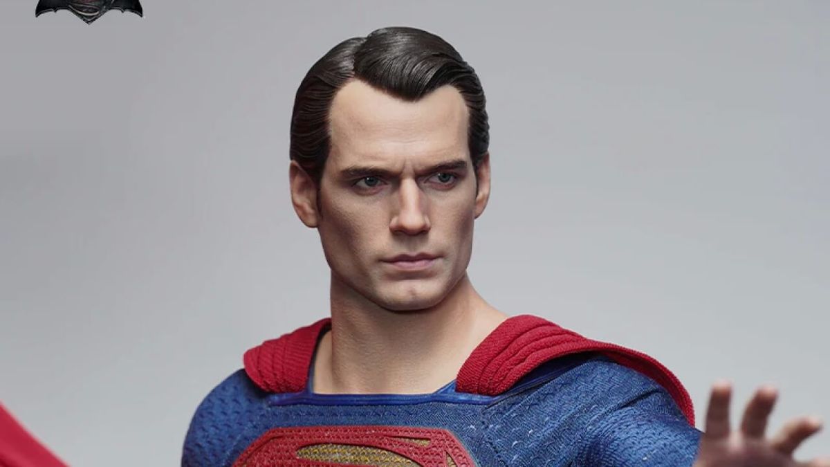 INART BvS Superman Figure - POW! The Hero In You