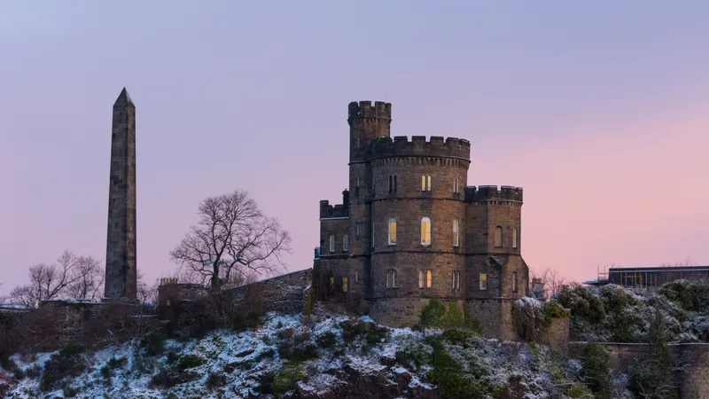 Top 10 Most Beautiful Streets in Edinburgh