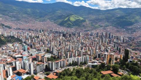 10 most beautiful streets in Medellin