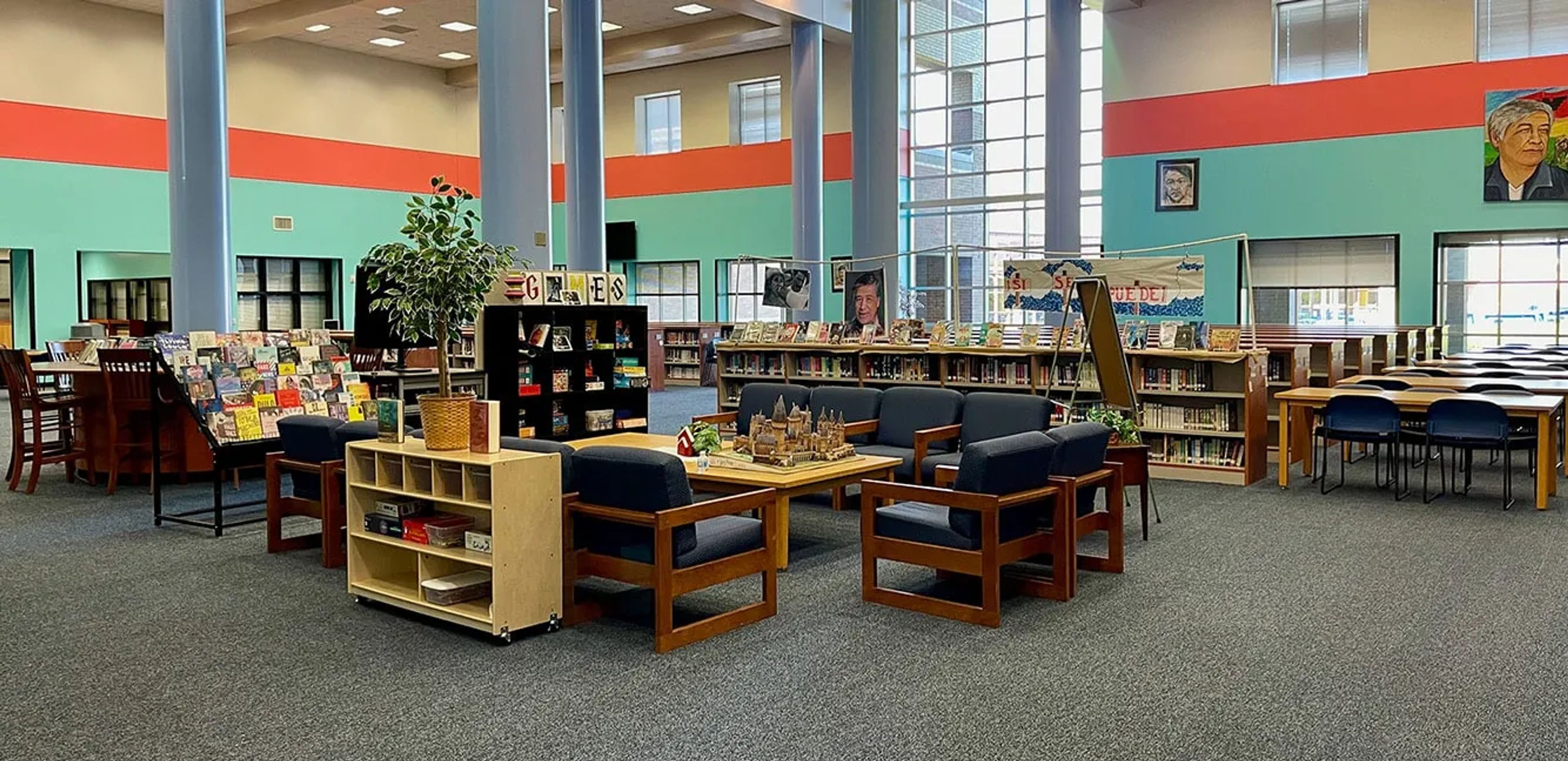 Libraries for rent in Los Gatos, CA | Facilitron