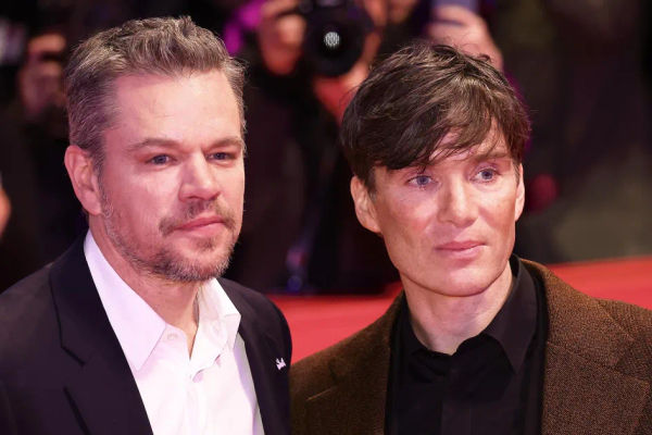 The Art of Immersive Acting: Cillian Murphy's Dedication on Set