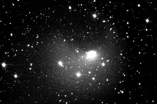 Spot the Spectacular 'Devil Comet' Before and During the Total Solar ...