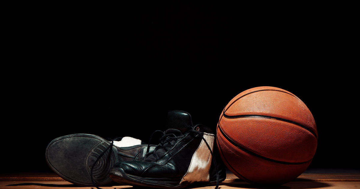 Smart Guide to Basketball Shoes: Jump Higher & Save