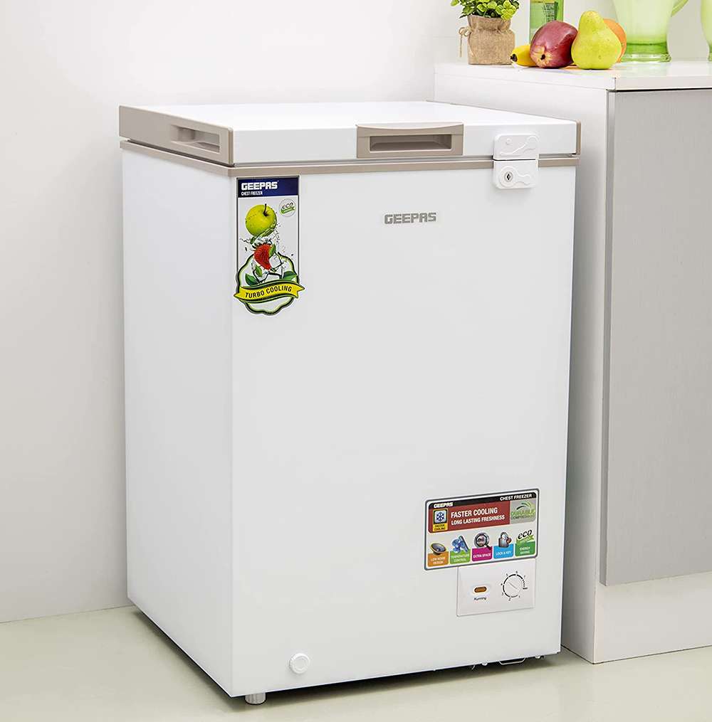 Geepas 120L Chest Freezer, Compact Refrigerator with LED Light ...