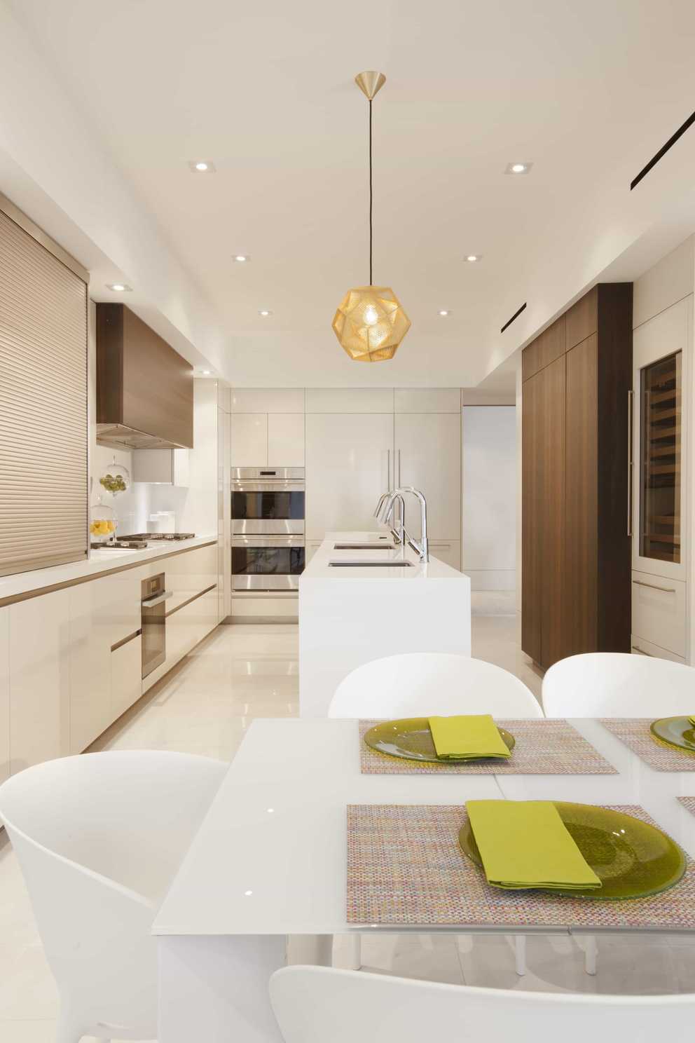 Kitchen: Functional Kitchen Cabinets Design and Layout (#1 of 26 Photos)