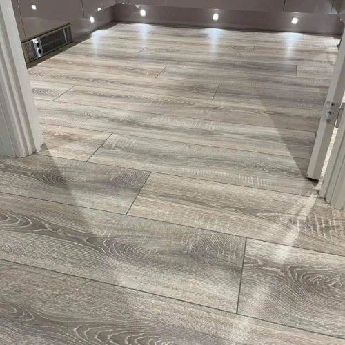 Ashen Oak 7mm Laminate | Floor Depot