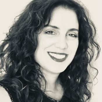 MARIA DOUKAS, Artist | Gallea