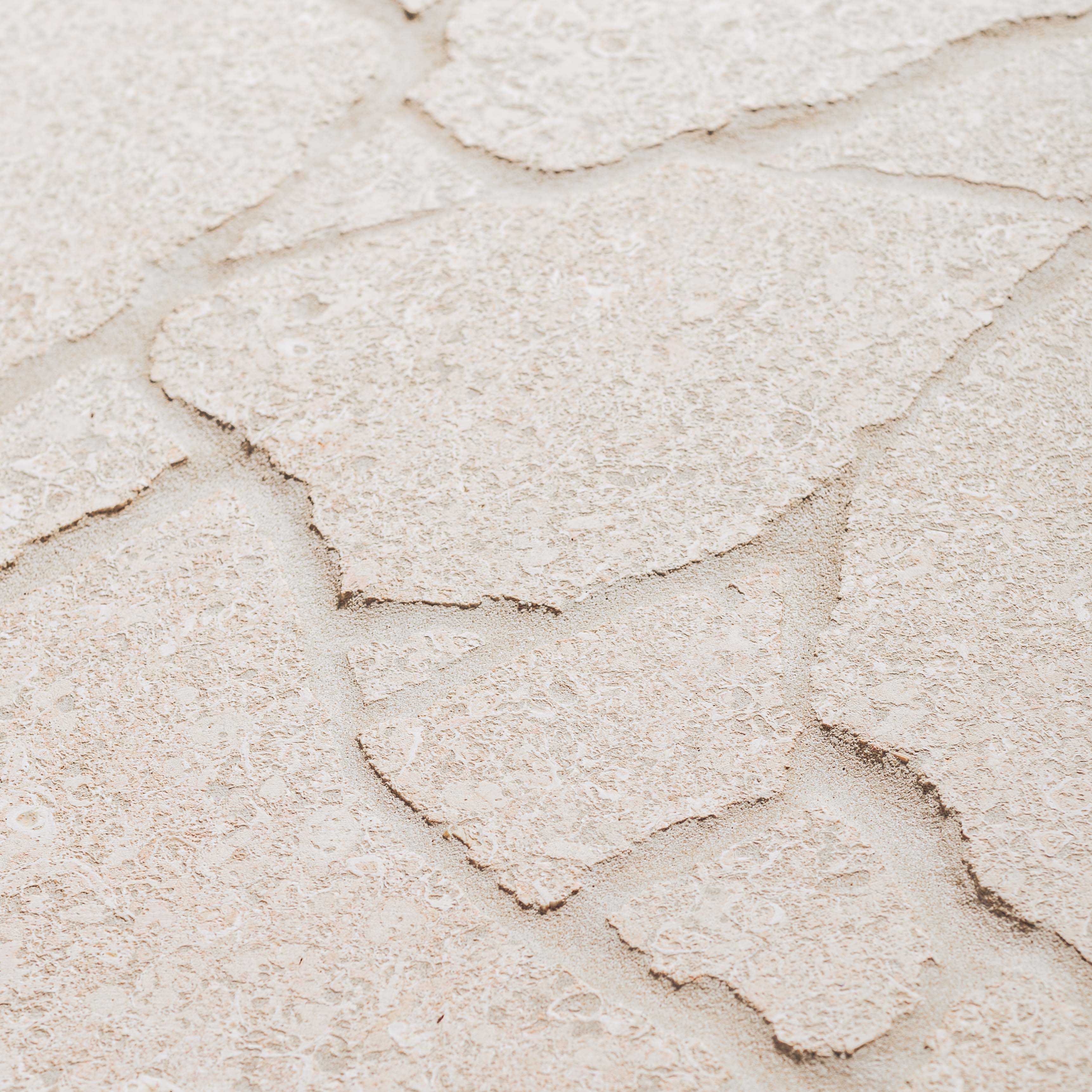 CAPITELLO Limestone - Calibrated - Textured Sawn | GatherCo