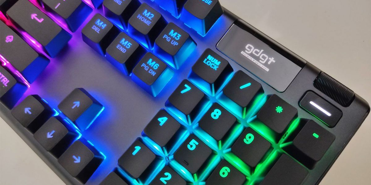SteelSeries APEX 5 Hybrid Mechanical Keyboard Review - Gadgets Middle East
