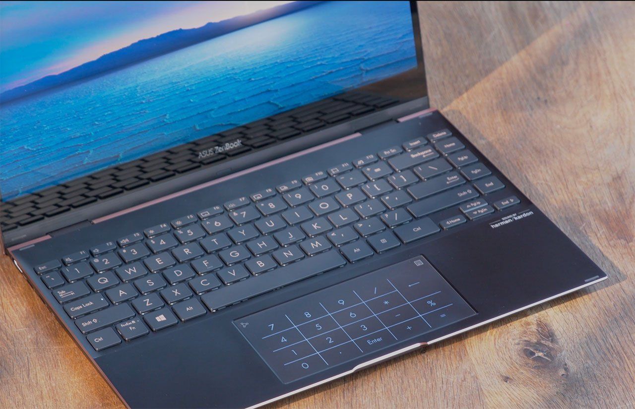 ASUS ZenBook Flip S UX371 hands-on review - Gadgets Middle East