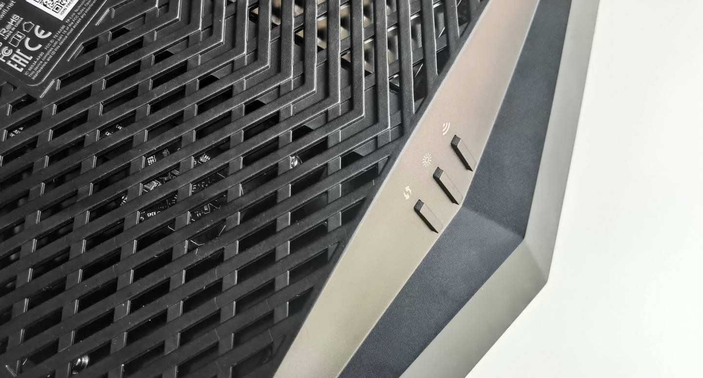 TP-Link Archer AX90 Review - Gadgets Middle East