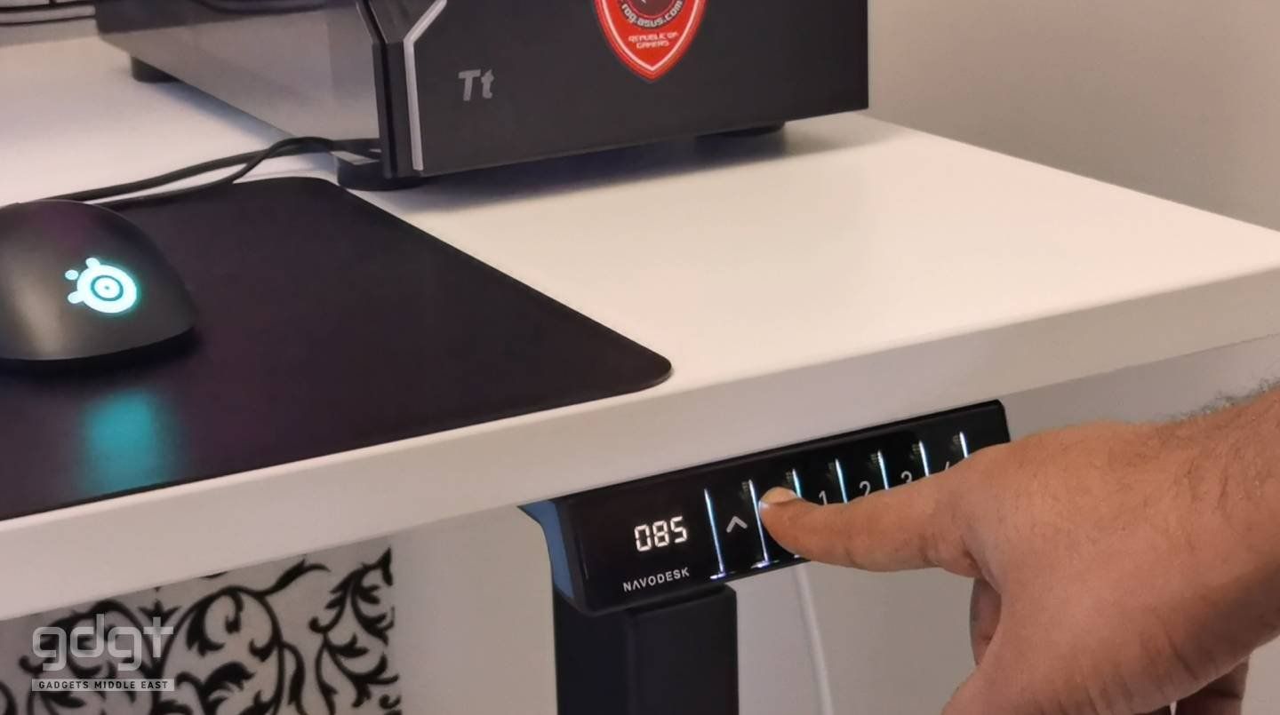 Navodesk Smart Standing Desk Review - Gadgets Middle East