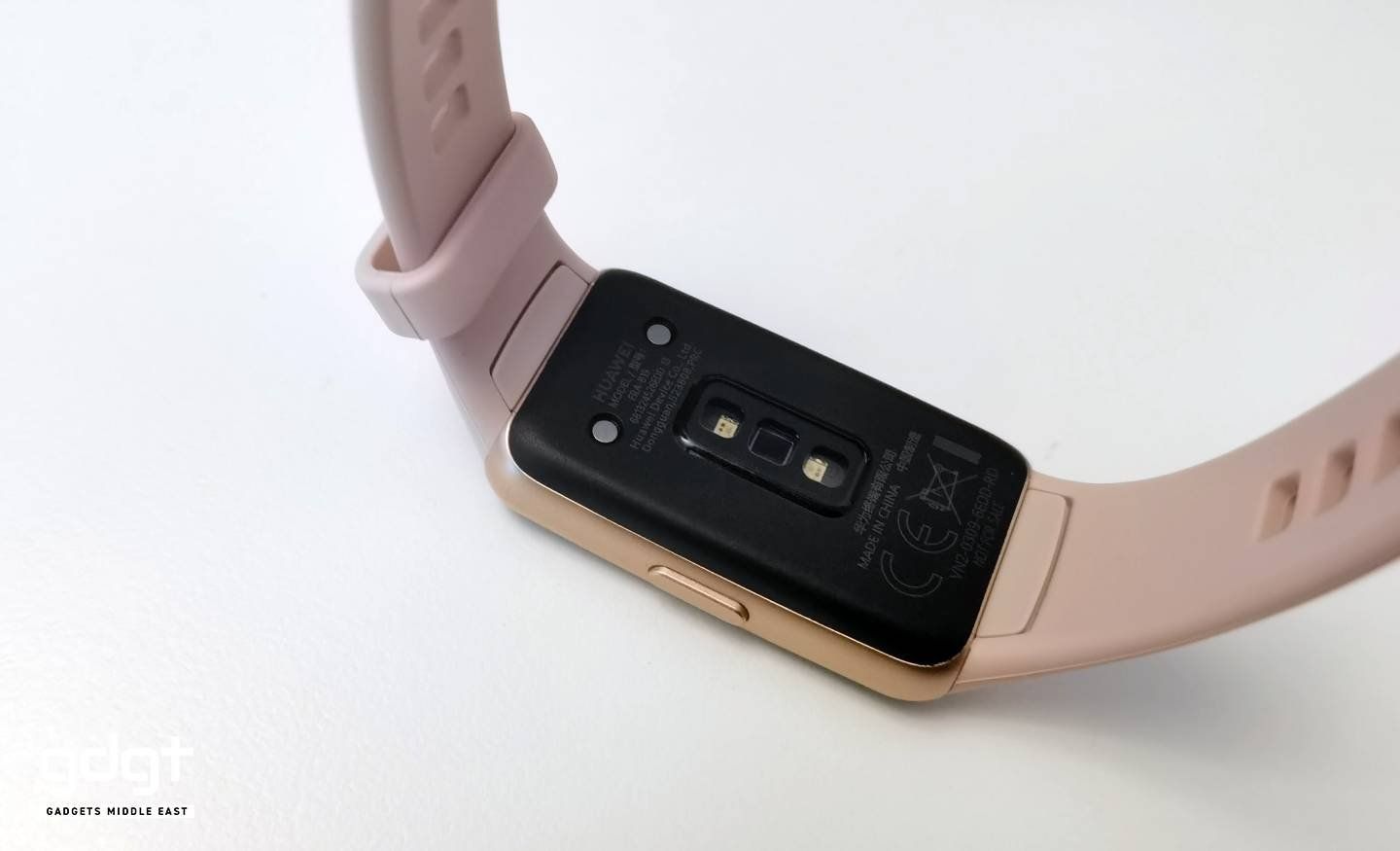 Huawei Band 6 Review - Gadgets Middle East