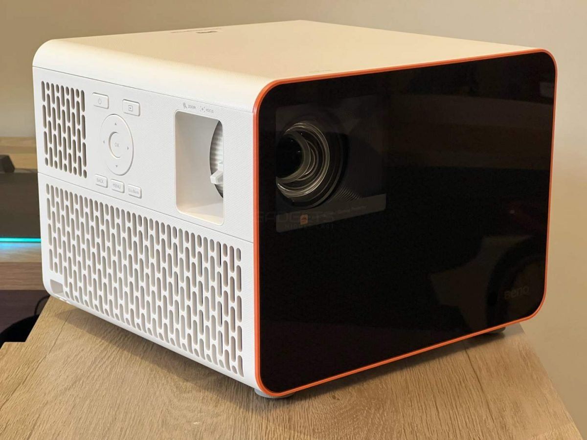 BenQ X3000i Review - Gadgets Middle East