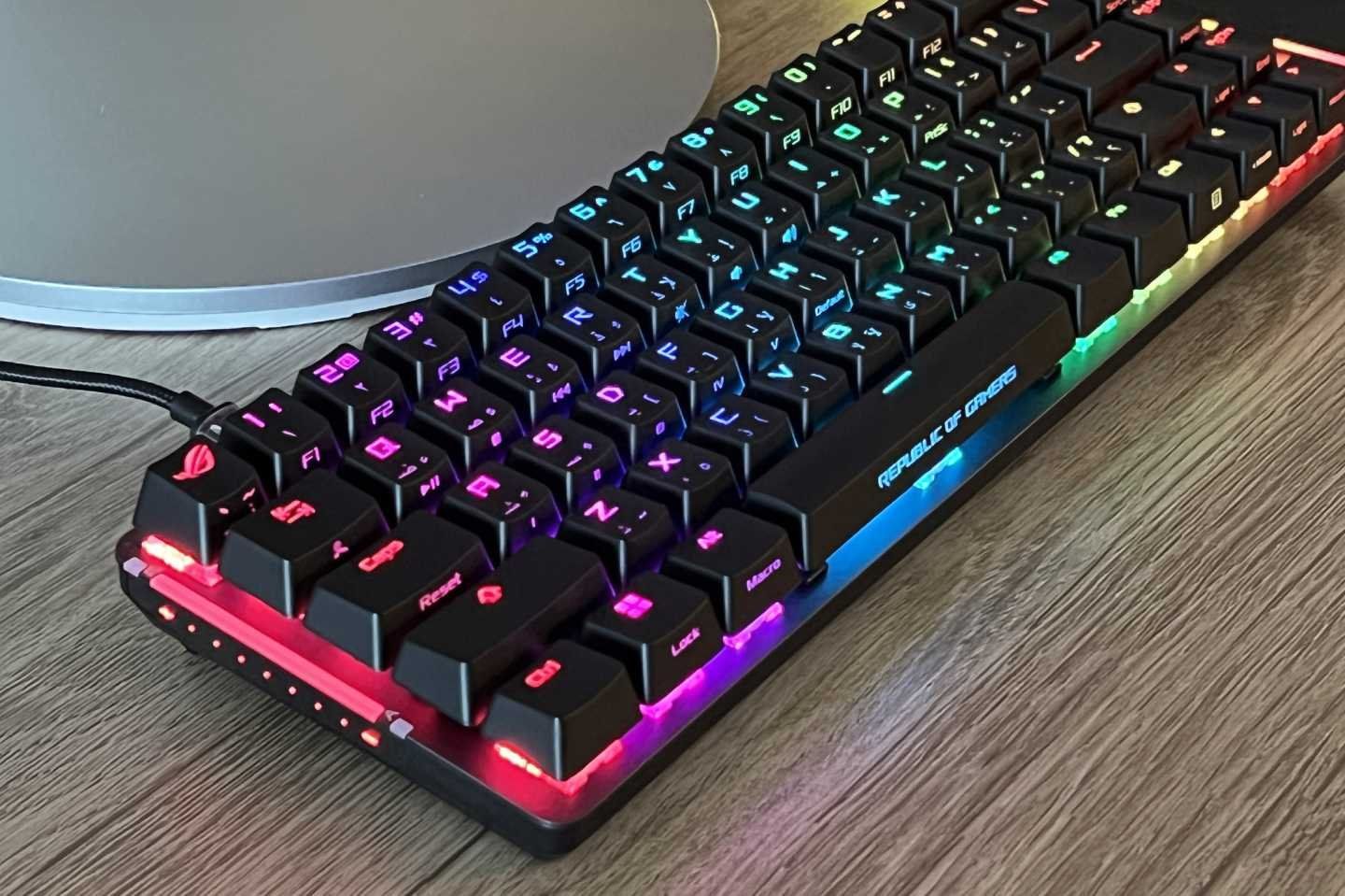 ASUS ROG Falchion Ace Review - Gadgets Middle East