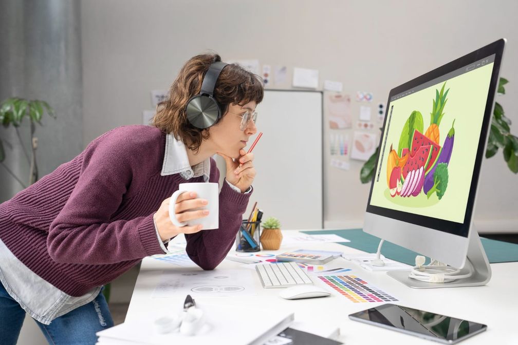 10 Best Logo Contest Websites for Freelance Designers in 2025 - DM ...