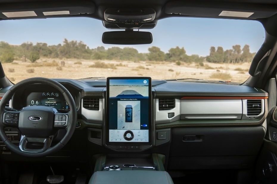 Ford Expedition Price in KSA - Versions, Reviews & Offers
