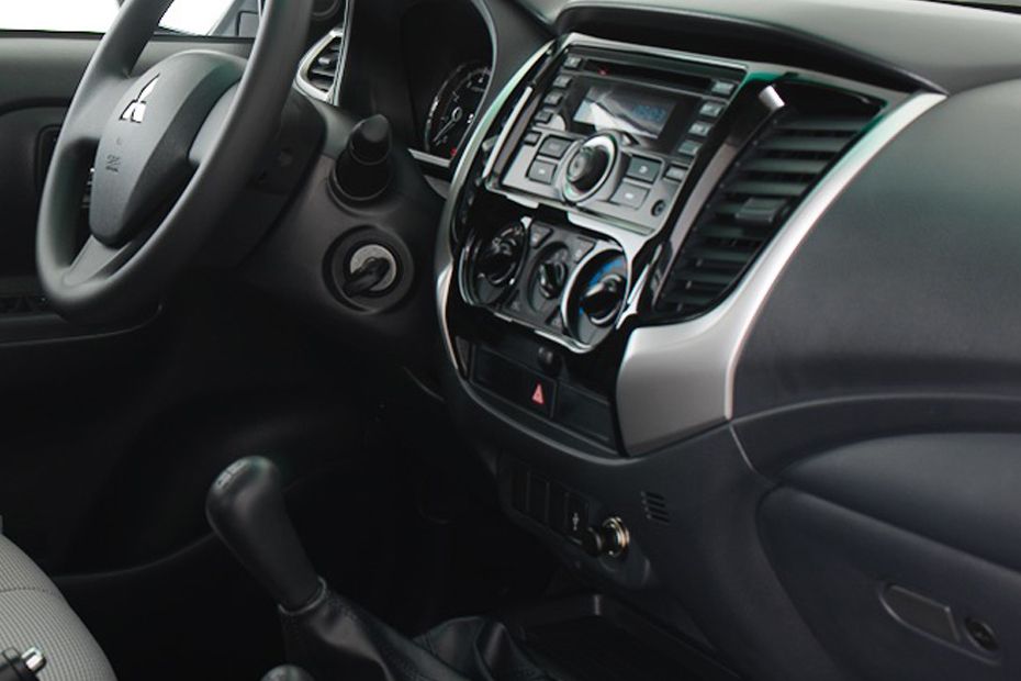 Mitsubishi L200 Price in KSA - Versions, Reviews & Offers