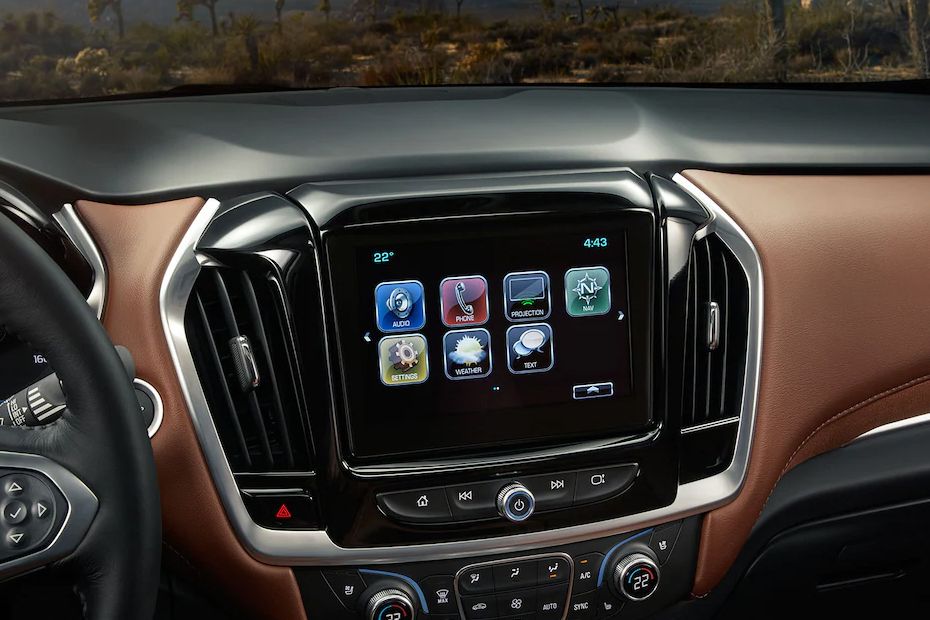 Chevrolet Traverse 2024 Images - View complete Interior-Exterior ...