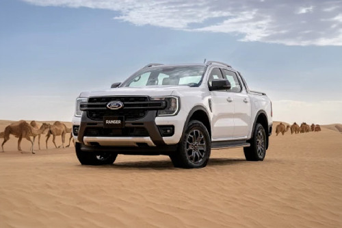 Mitsubishi L200 2025 Images - View complete Interior-Exterior Pictures