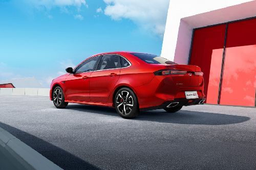 Hyundai Stargazer Launched In The UAE!