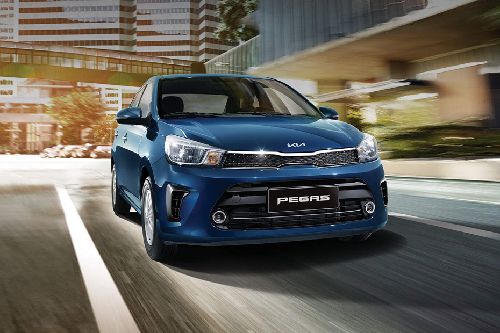 GMC Sierra HD 2025 vs KIA Pegas