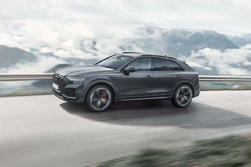 Audi RS Q8 vs BAIC X35