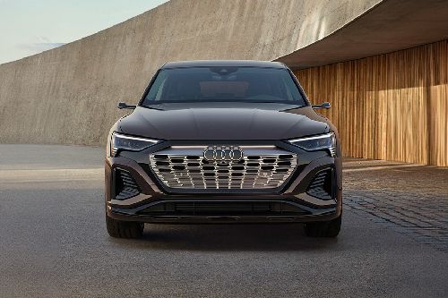 Which is Better? Audi Q8-Sportback-E-Tron or Dongfeng Shine MAX | Full ...