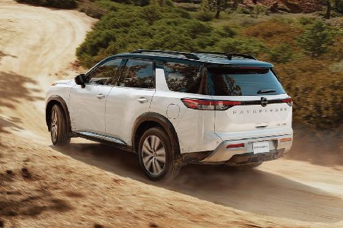 Which is Better? Nissan Pathfinder or Toyota Fortuner | Full Comparison