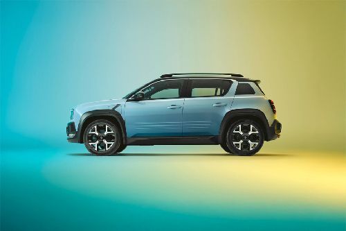 Renault Unveils the Iconic 4 E-Tech