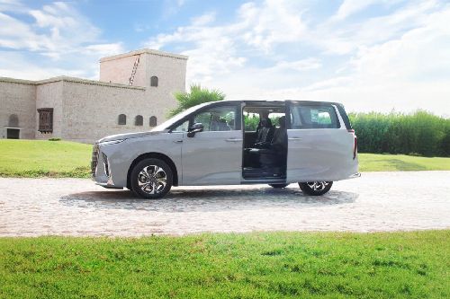 Maxus G90 vs Maxus T60