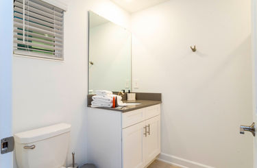 SL 4311 Scene – StayOrlando