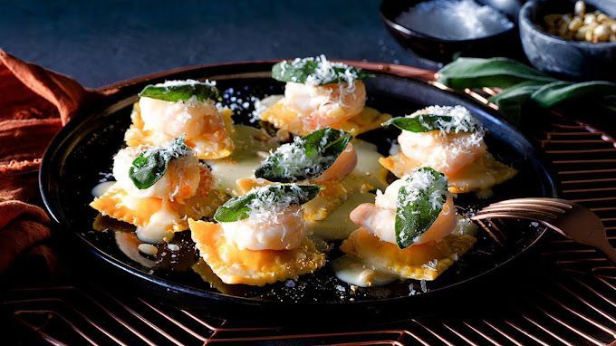 Cactus Club Cafe Kelowna Yacht Club - Kelowna Transfers