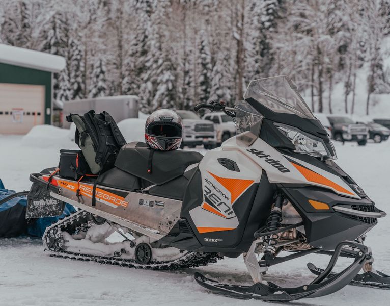 Single Seater Trail Snowmobile – Overnight Rentals - Cheap Thrills Rentals