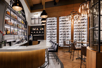 Erica Jane Restaurant - Kelowna Transfers