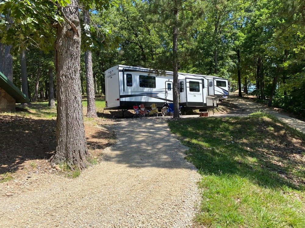 Tent/RV Camping (Partial Hookup) - Eureka Springs Adventure Park