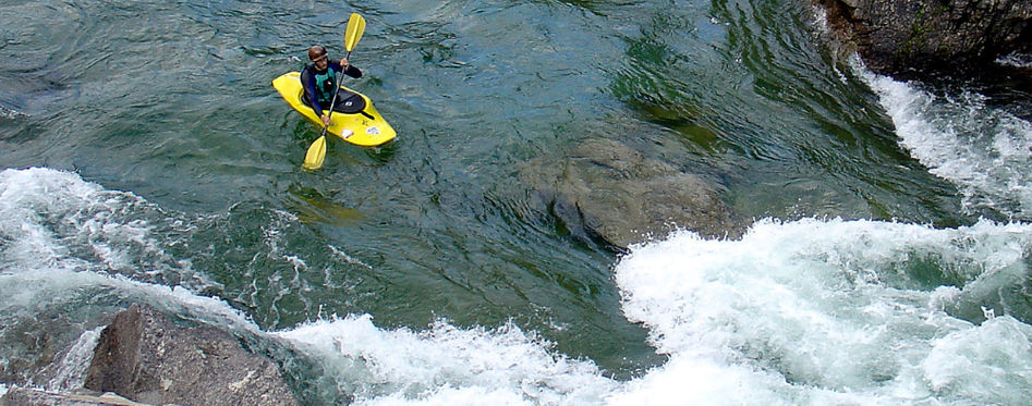From Calm Waters to Wild Rapids: Learn Whitewater Kayaking in ...