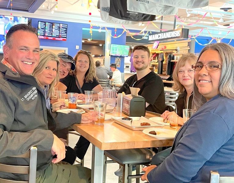 Cincinnati Streetcar Food Tour + Findlay Market - Riverside Food Tours