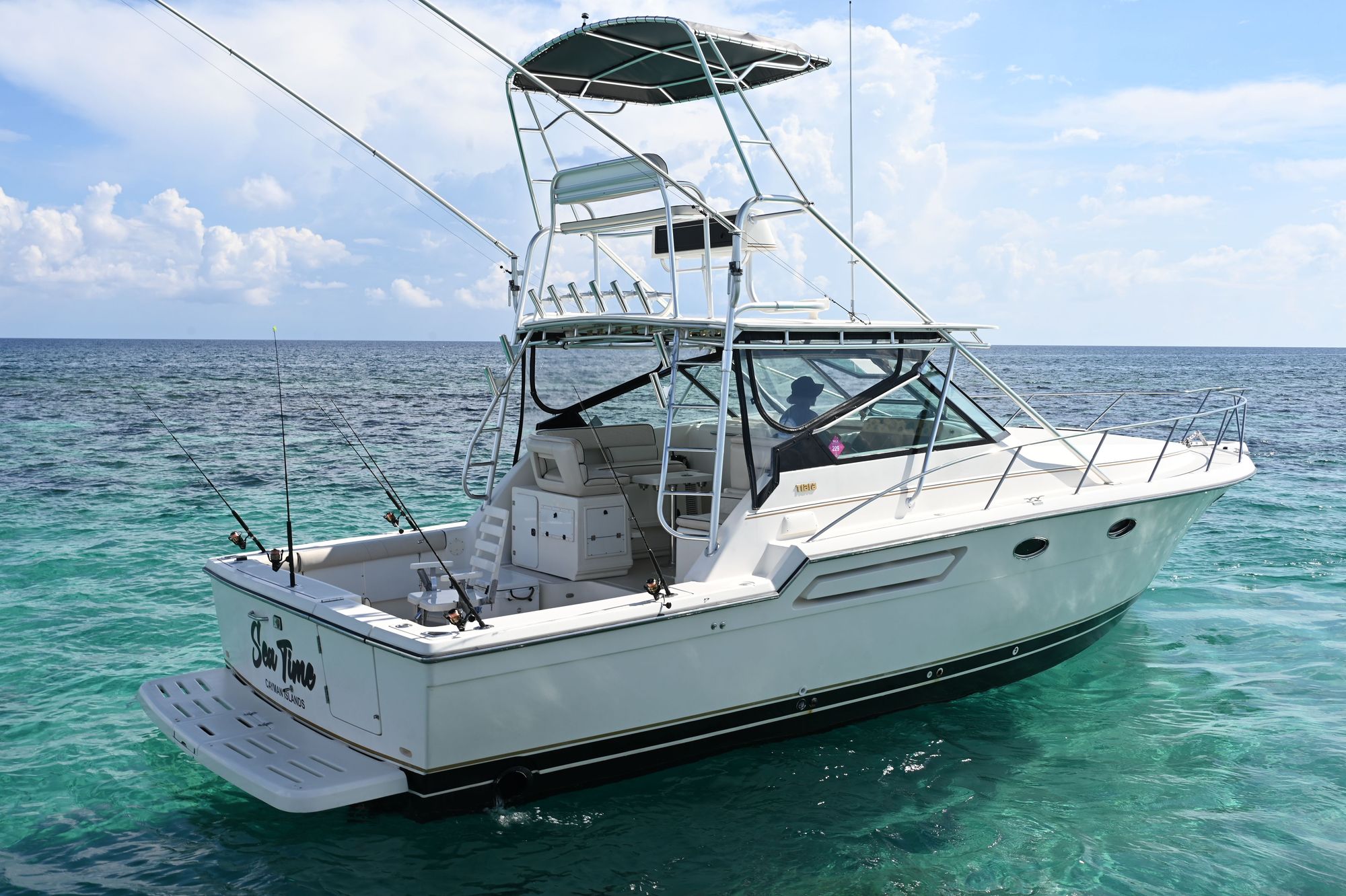 Sea Time – Private Boat - Capt. Marvin’s Watersports Ltd