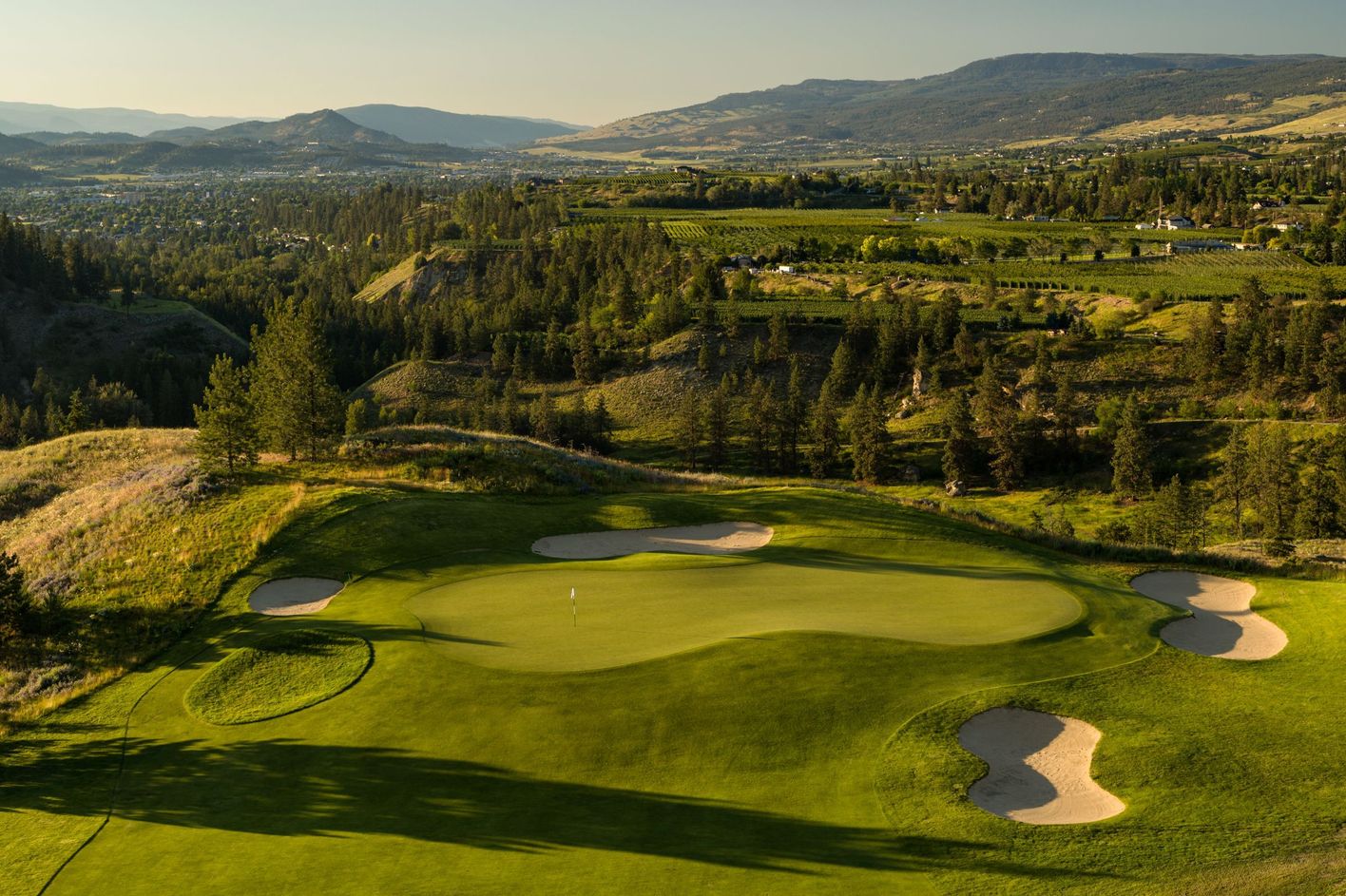 Gallagher’s Canyon Golf Club Shuttle - Kelowna Transfers