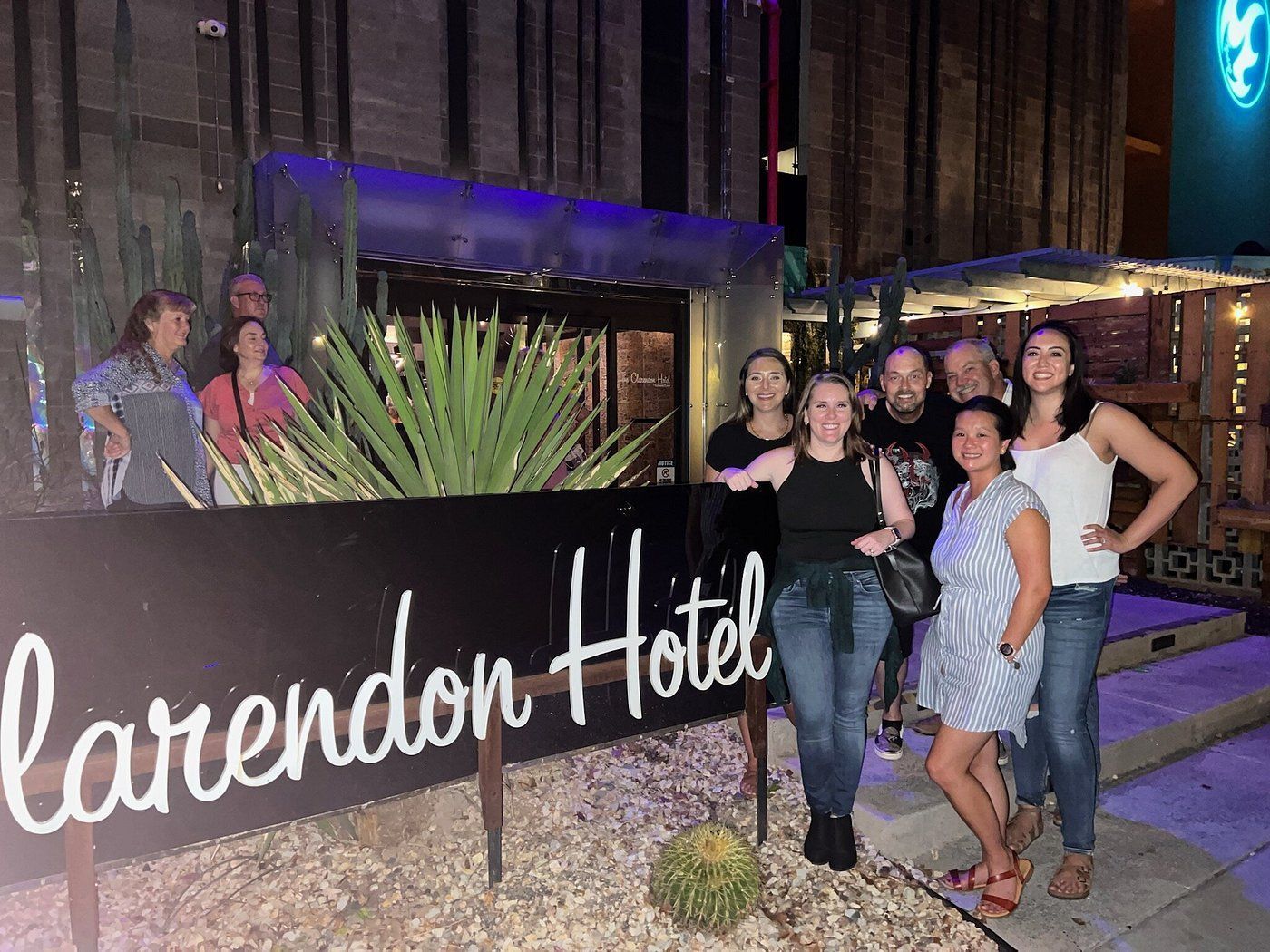 Haunted Tours Phoenix - Haunted Pub Tour - Spirit Of Arizona Tours