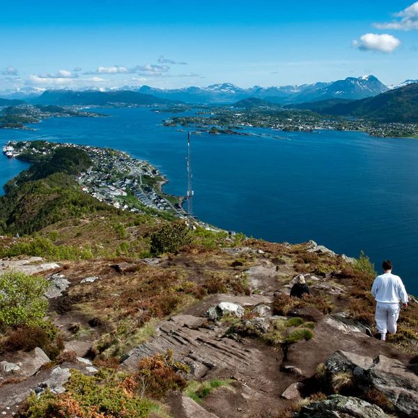 Alesund Kayaking & Hike Sugar Summit - Kayak More Tomorrow