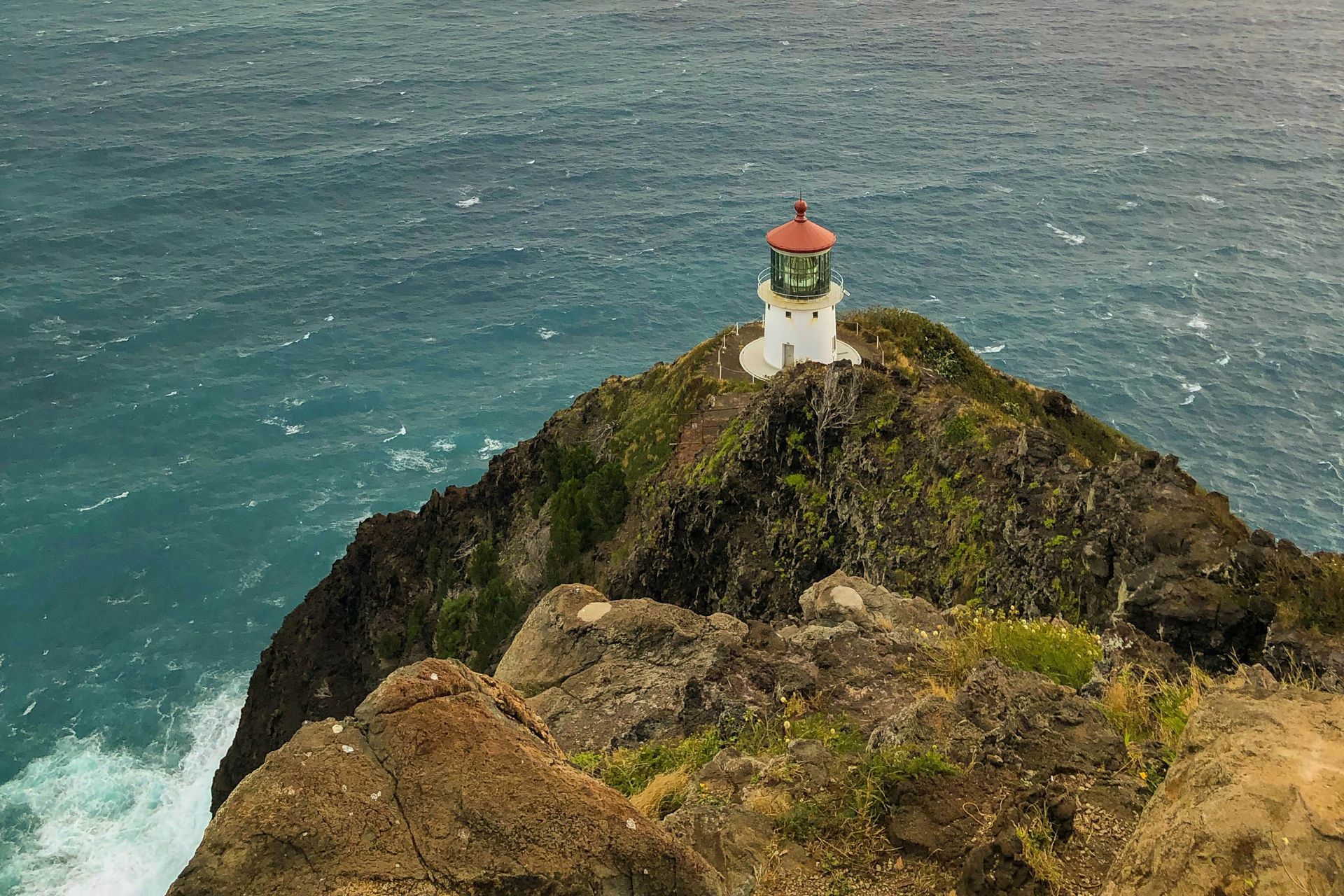 5 Stunning Oahu Lighthouses - A Guide To Island Beacons