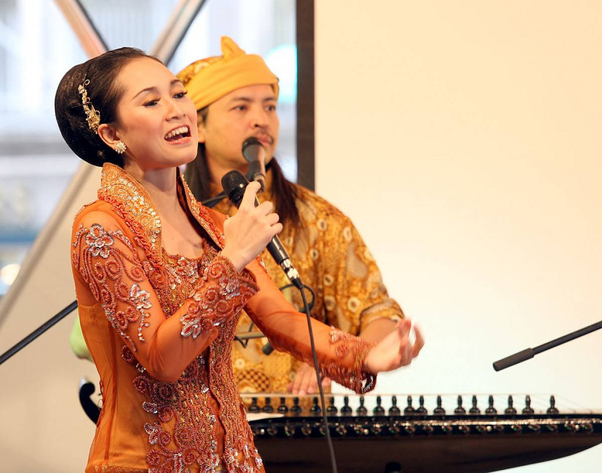Longser, Seni Teater Tradisional Penuh Banyolan dari Jawa Barat