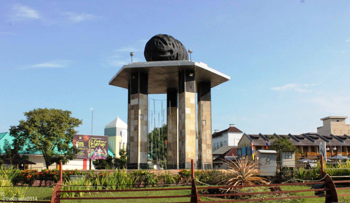 Keindahan Satam, Batu Meteor dari Pulau Belitung yang Diburu oleh Kolektor