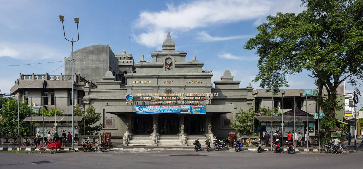 Menelusuri Jejak Perkembangan Pers Indonesia di Monumen Pers Nasional