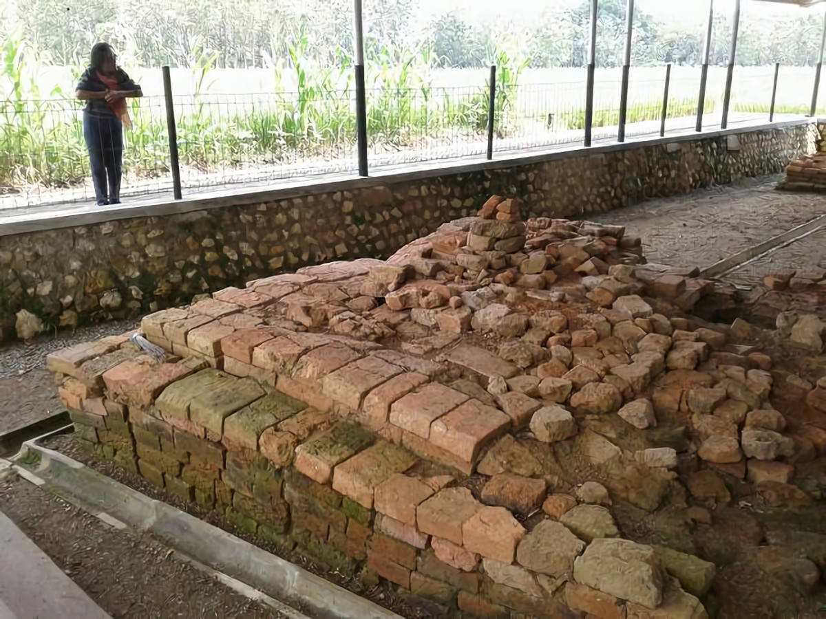 Menelusuri Candi Kayen: Jejak Peradaban Awal India yang Masuk ke Nusantara
