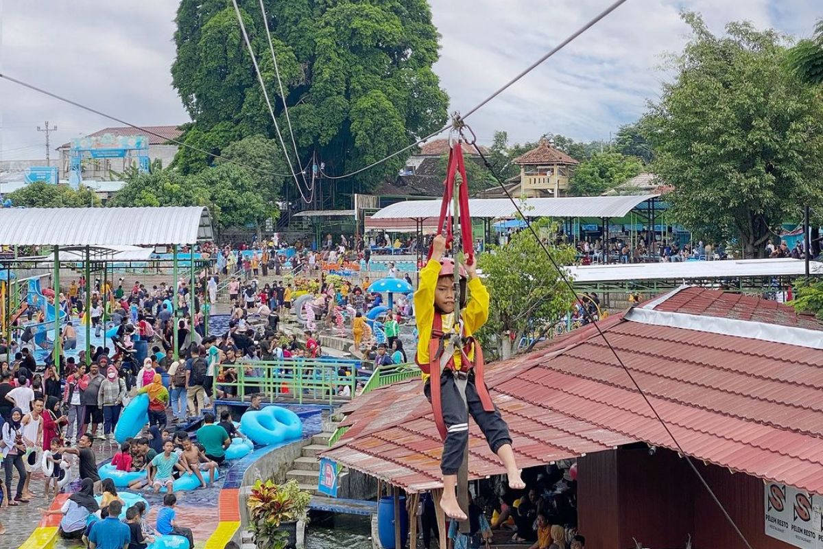 Umbul Pelem Waterpark, Tempat Wisata Air di Klaten Pembawa Rejeki ...